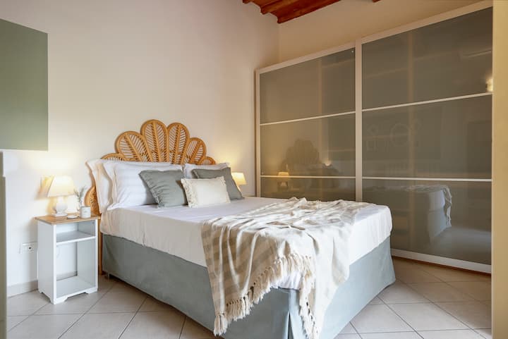 The Little Garden Apartment - Florencia