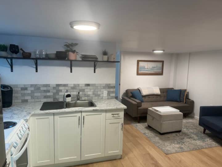 Langford Suite - Vancouver Island