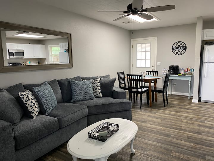 Goin’ Somers Cottage - Harrison, AR