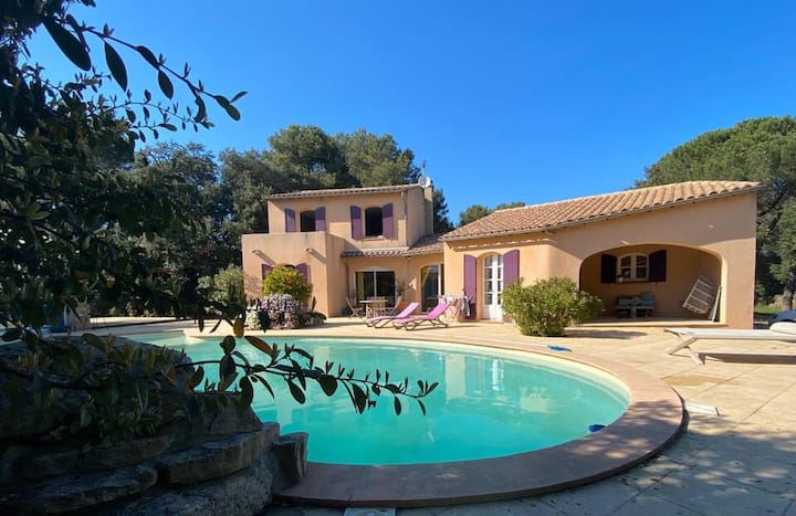 Charmante Maison Avec Piscine - Nîmes