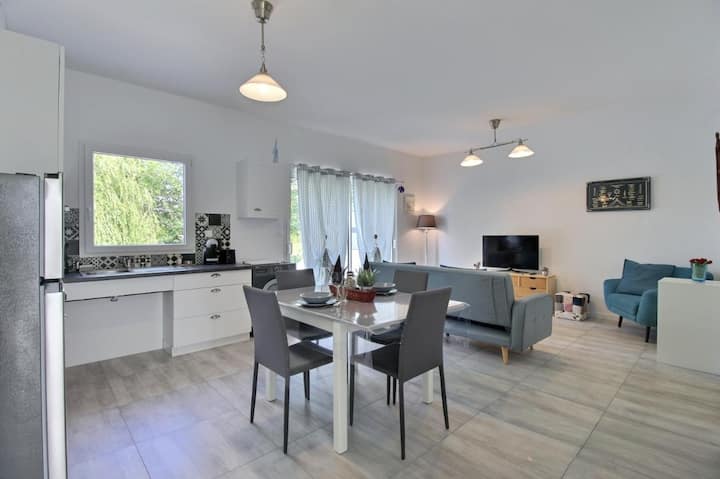 Gîte 2 Personnes Meublé De Tourisme Accessible Pmr - Plouhinec
