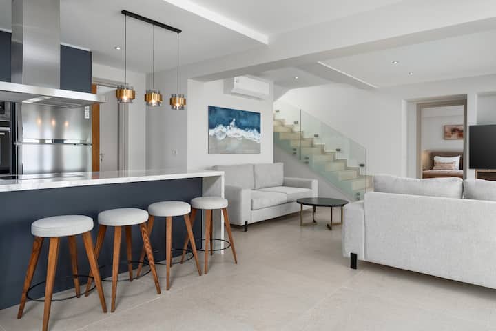 New Villa Eos Beach Front - Griechenland