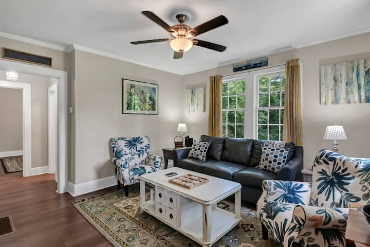 Blue Bungalow |  2br 1ba | Lexington - Lexington, SC