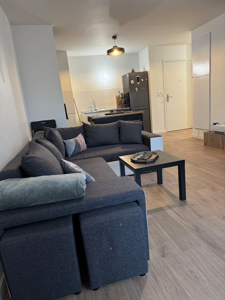 Face Au Métro, Paris Centre à 10 Minutes - Bondy