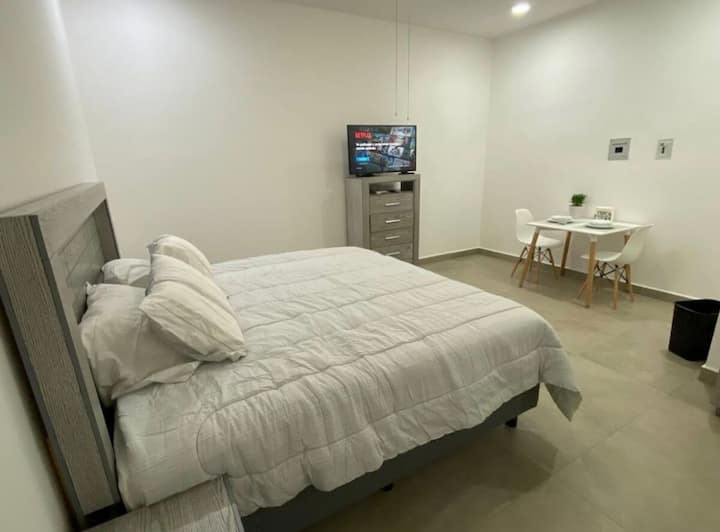 Departamento Totalmente Amueblado Zona Mitras - Monterrey