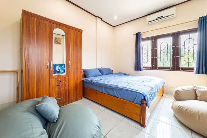 Vientiane Apartment Vacation Rentals - Vientiane Prefecture, Laos | Airbnb