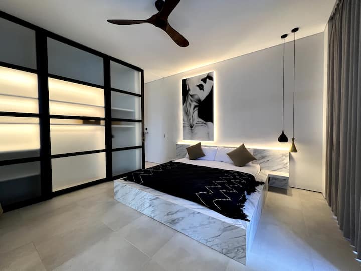 Baliwood - One Bedroom - By The Beach - Australia