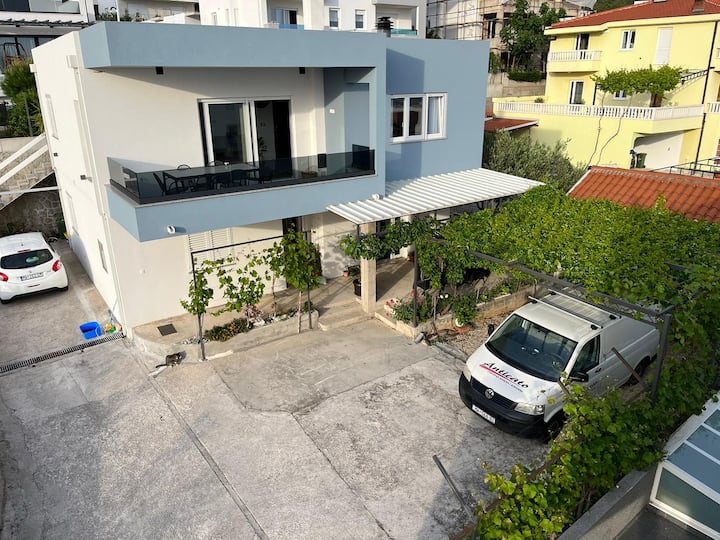 New & Spacious Apt. Anticato - Makarska