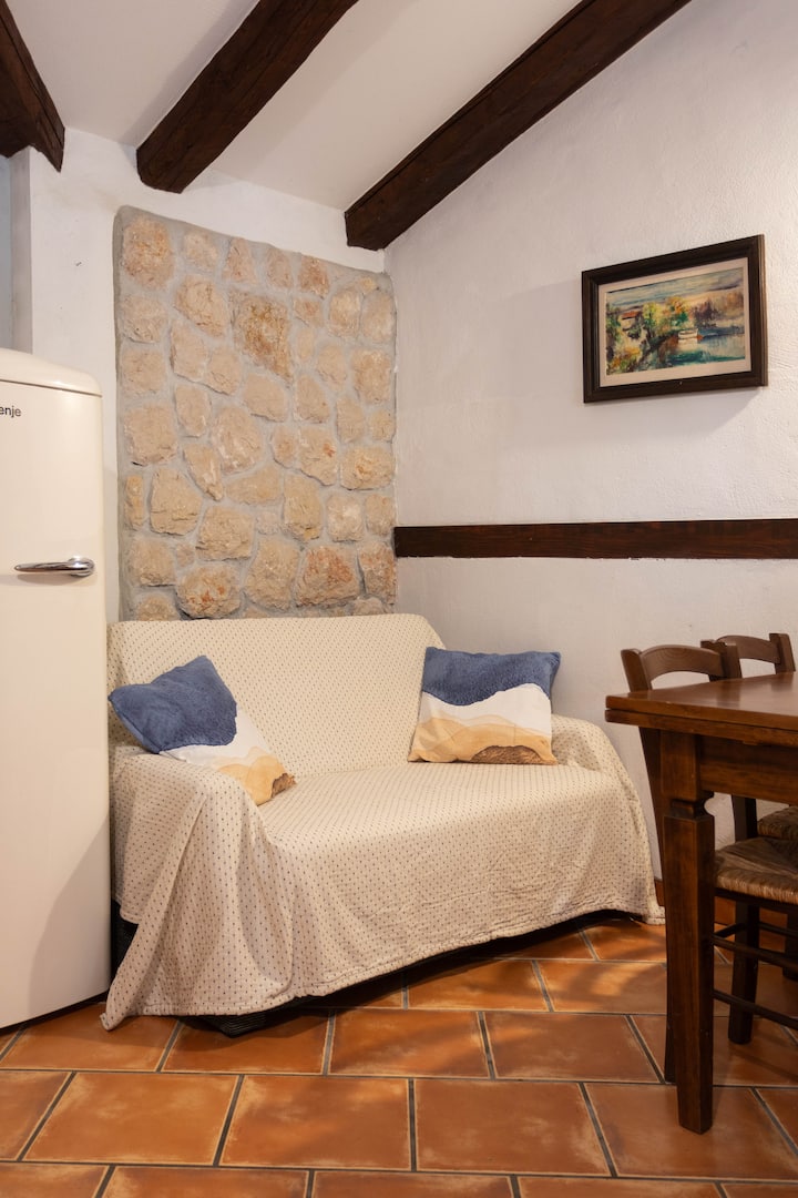 Poolside Stone 2-bedroom Apartment - Novalja
