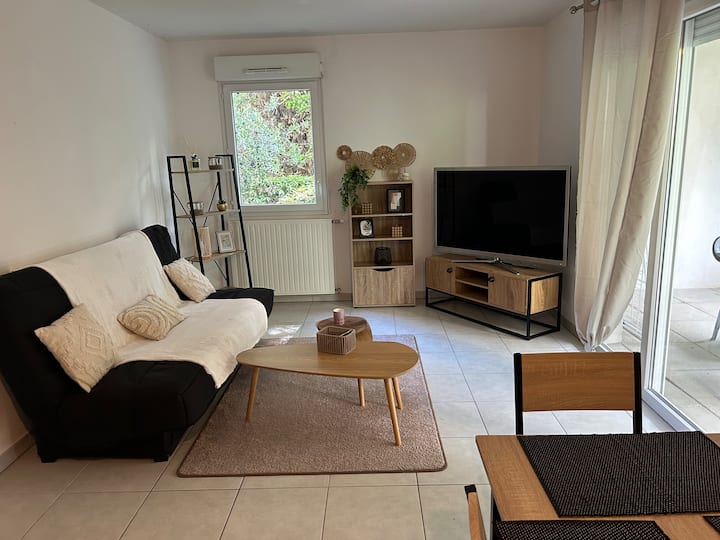Appartement Cosy Avec Terrasse - Saint-Jean-de-Védas