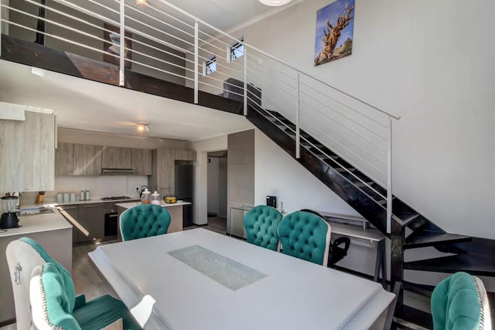 Modern Fourways 3-bed Loft | Backup Power - Lanseria