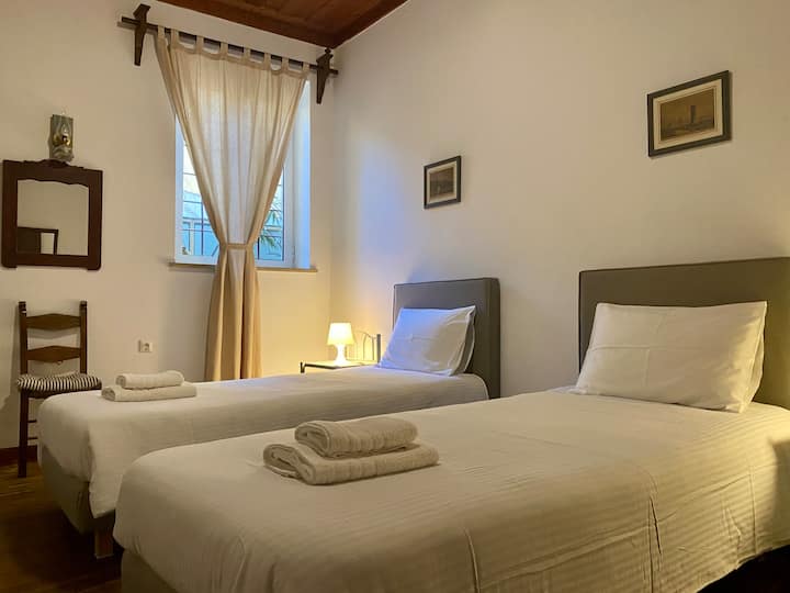 Cozy Apartment In The Heart Of The Old Town - 干尼亞