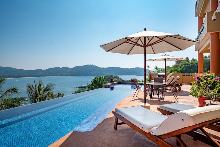 Spectacular View Of The Bay! - Zihuatanejo