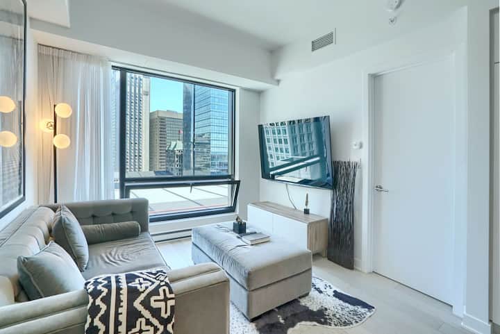 Bright 2 Bed Well Located Great For Relocations! - Montreal