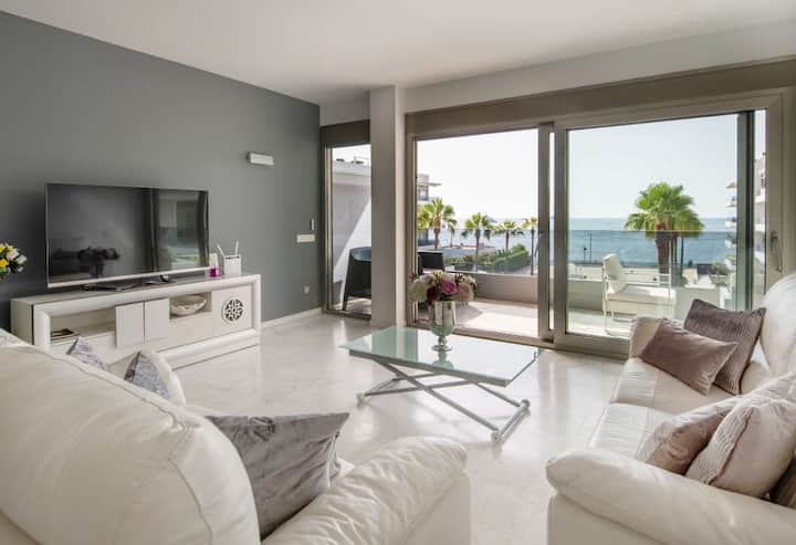 Luxurious Beach Apartment - Islas de Ibiza