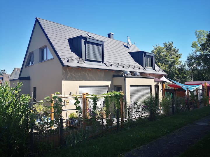 Ruhiges Zimmer Direkt An Der S-8 - Starnberg