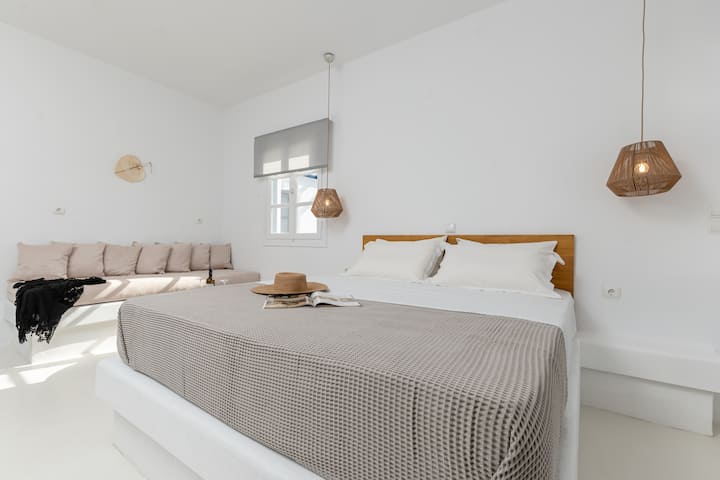 Suite With Sea View And Hot Tub - Naxos