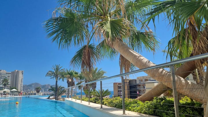 Sunset Cliffs Seaside Apartment - Benidorm