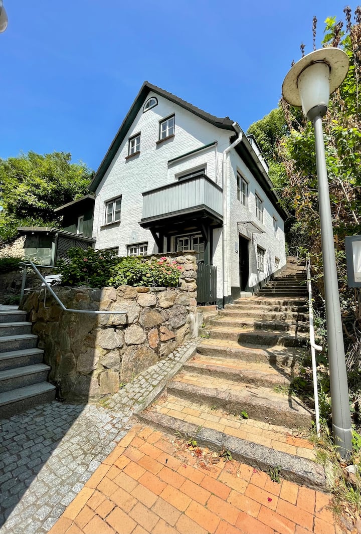 „Altes Zollhaus“ In Blankenese - Hambourg