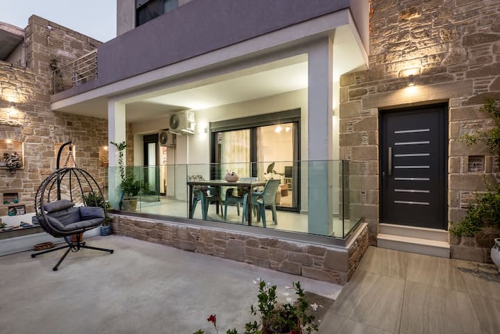 Newbulit Apartment 1km From The Center Of Chania - La Canée