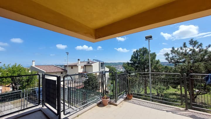 Casa Luminosa Nel Verde. - Ancona