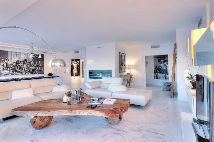 Huge Luxurious Apartment - Ibiza