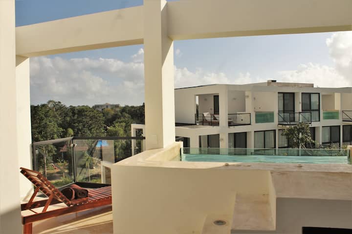 Ph The Waves Pool & Amenities - Tulum