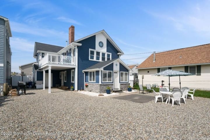 Pleasant Escape (Upper Level) - Point Pleasant Beach, NJ