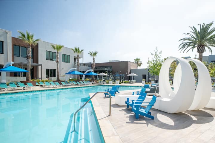 Relaxing Getaway 2b2b House W/ Pool & Gym - Rancho Cucamonga, CA