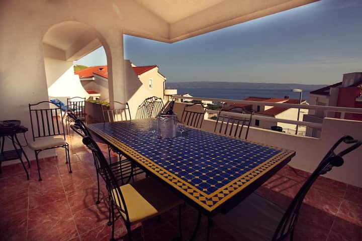 Appartements Christelle 10 Pers. à 150 M Plage - Podstrana