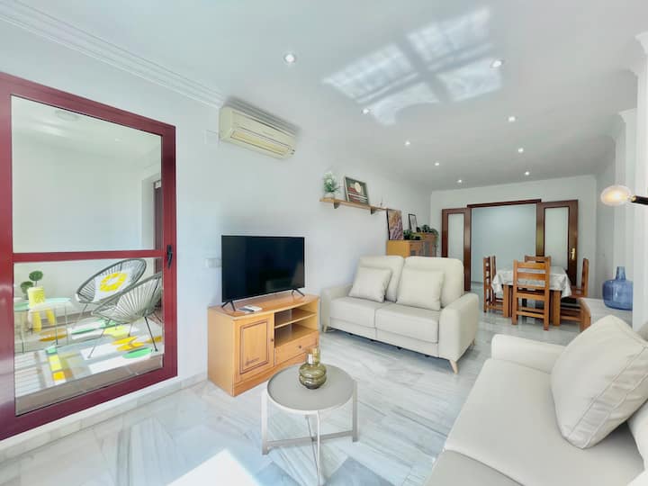 Lafrenchtouch - Céntrico 3 Dormitorios Con Parking - Benalmádena