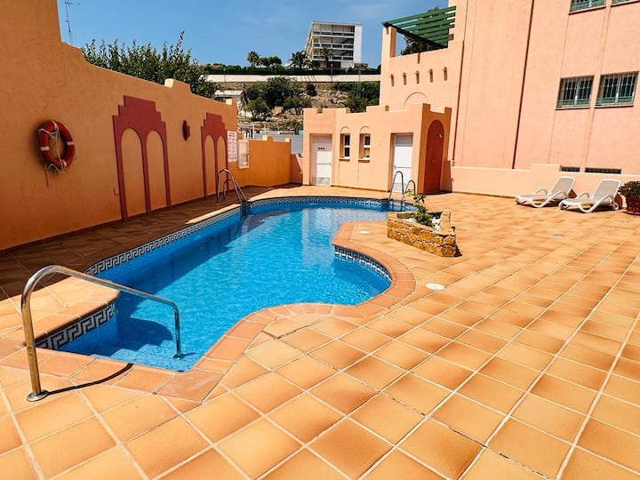 Vacaciones Perfectas En La Mejor Playa De Nerja - Nerja