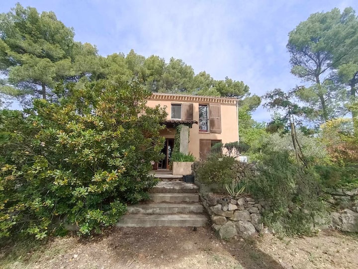 Maison Provençale Avec Jacuzzi - Gréoux-les-Bains