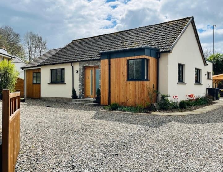 Detached Bungalow By The Tweed - Melrose