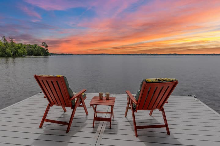 Blue Heron Lakefront Cottage W/ Hot Tub - Kawartha Lakes