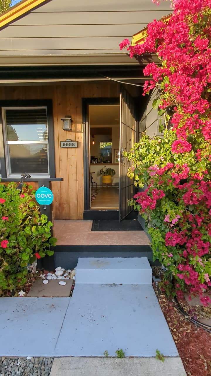 Beautiful House 5 Min Oak Airport - Oakland, CA