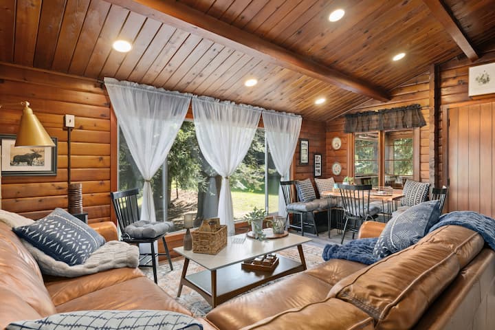 Log Cabin On Your Own Private Use Lake With Island - Easton, WA