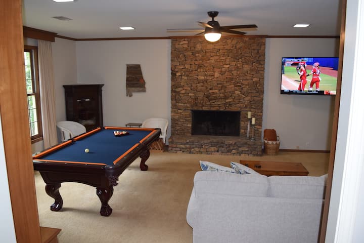 Golf & Gameday Retreat - Auburn, AL