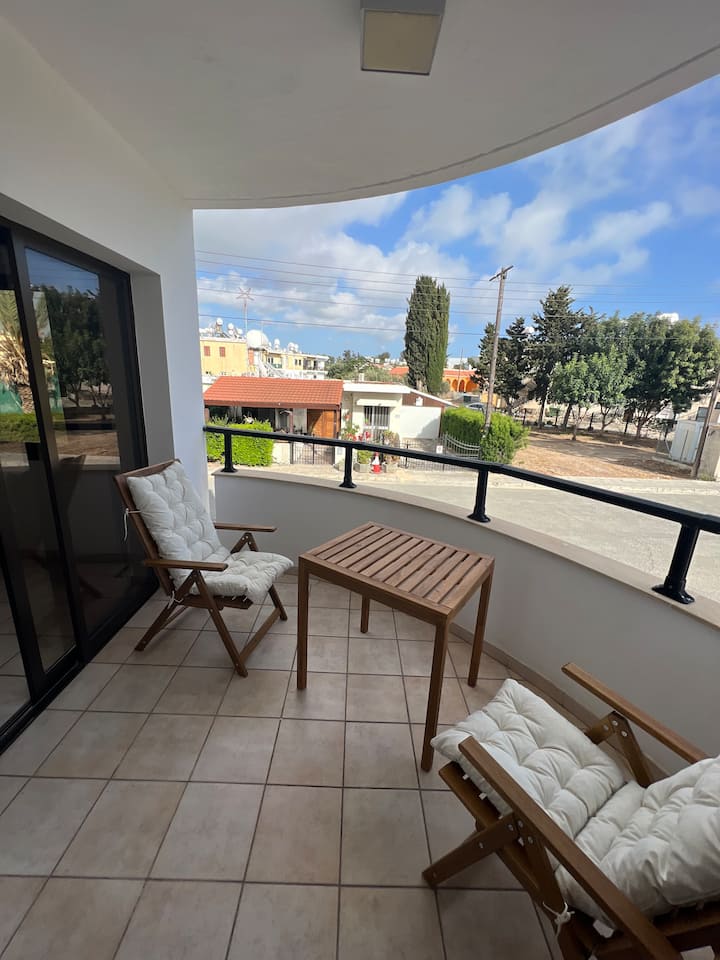 Paphos Harbour Modern Apartment - Paphos