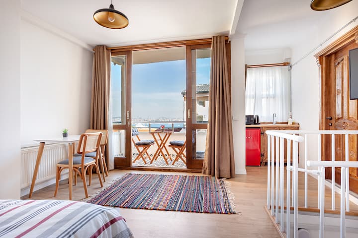 Bosphorus View & Perfect Location For 3 People - Beykoz