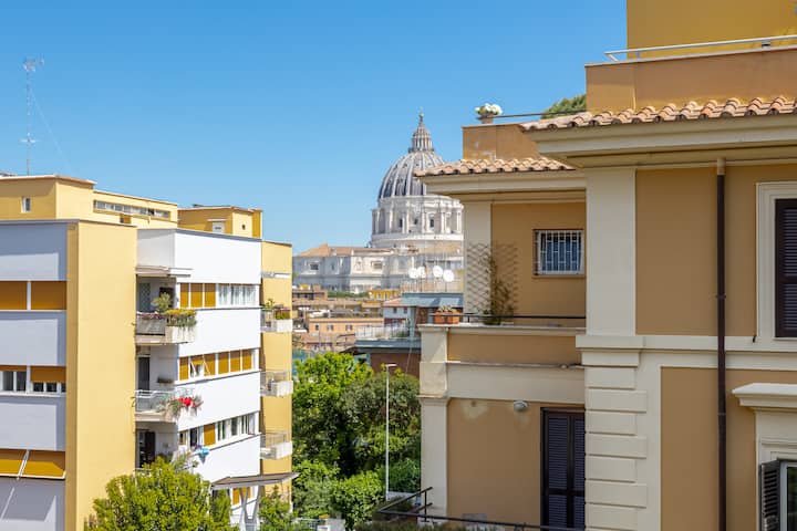 Il Cupolone: 3 Camere A San Pietro, Roma - Rome