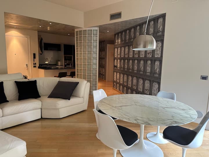 Cheeky Monkeys Luxury Apartment - Verona