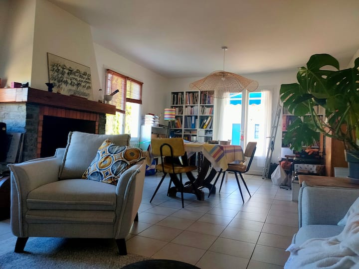 Chambre Dans Maison Individuelle Avec Jardin - Pornic