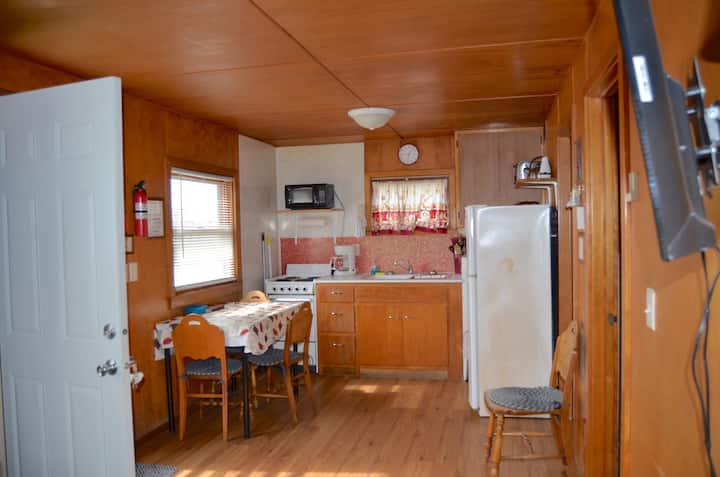 Stemac's Bayview Cabin 5 - Gladstone, MI