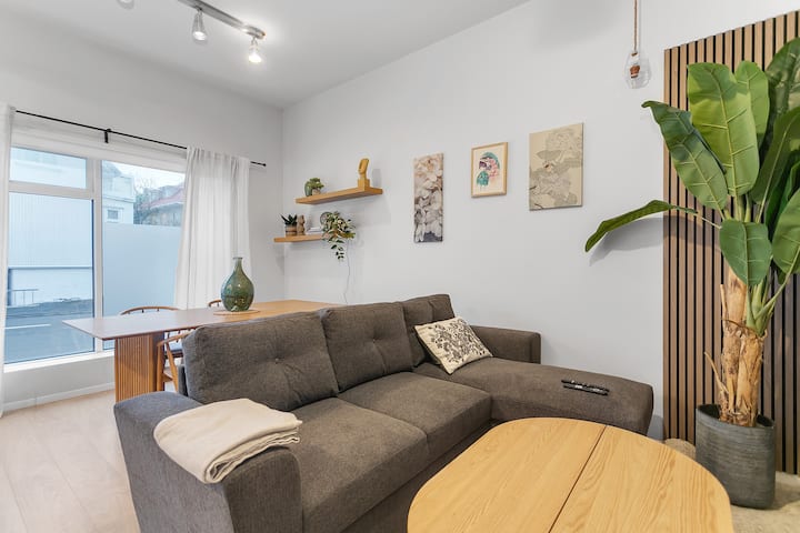 Cozy & Charming Central Apt. - Reykjavik
