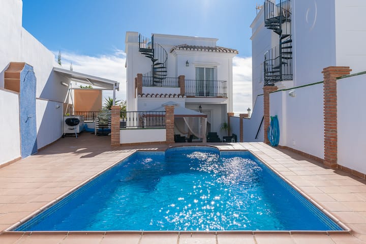 Villa Sánchez - Nerja