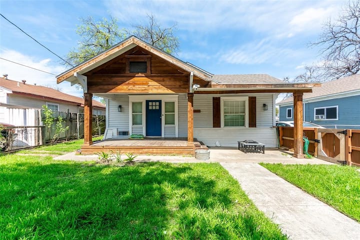 2 Bedroom Walk To Bishop Arts - Dallas, TX