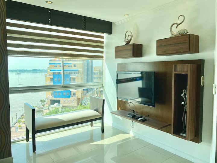 Departamento De Lujo Y Seguro En Puerto Santa Ana - Guayas