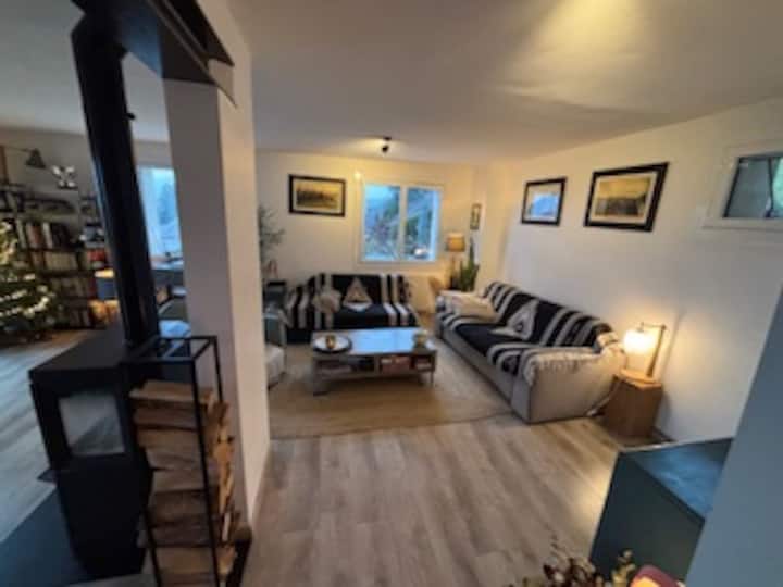 Maison à Louer 160 M2 Lac Annecy - Lake Annecy