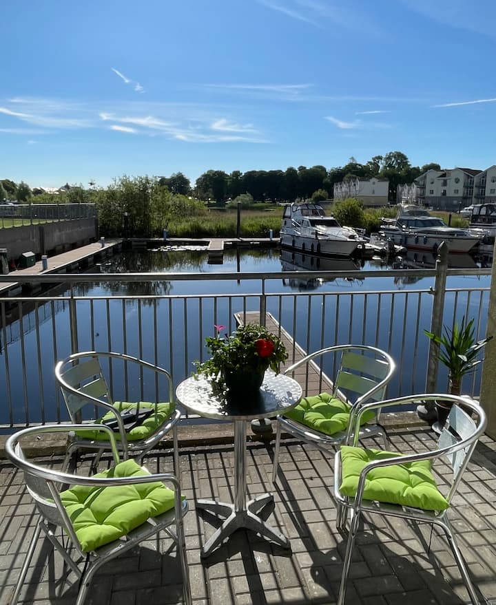 Shannon Shore Side Apartment - Leitrim Village